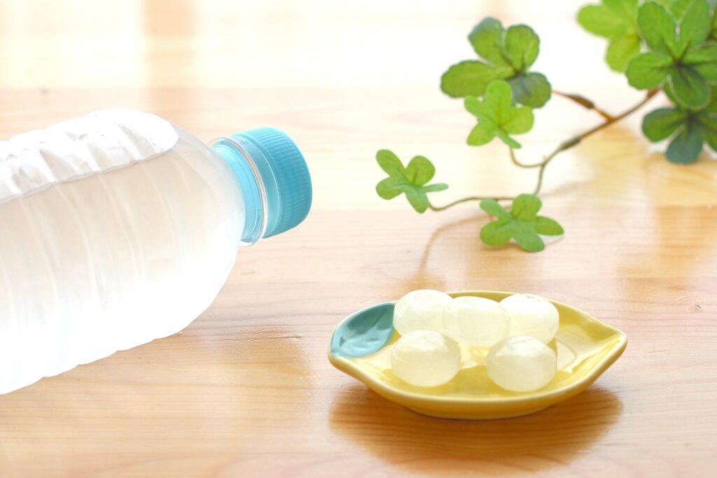 厳しい夏、水分補給と共に適度な塩分補給も重要！2024年人気の塩タブレットや塩あめを摂ってこの夏も元気に乗り切ろう！ - monopra（モノプラ）